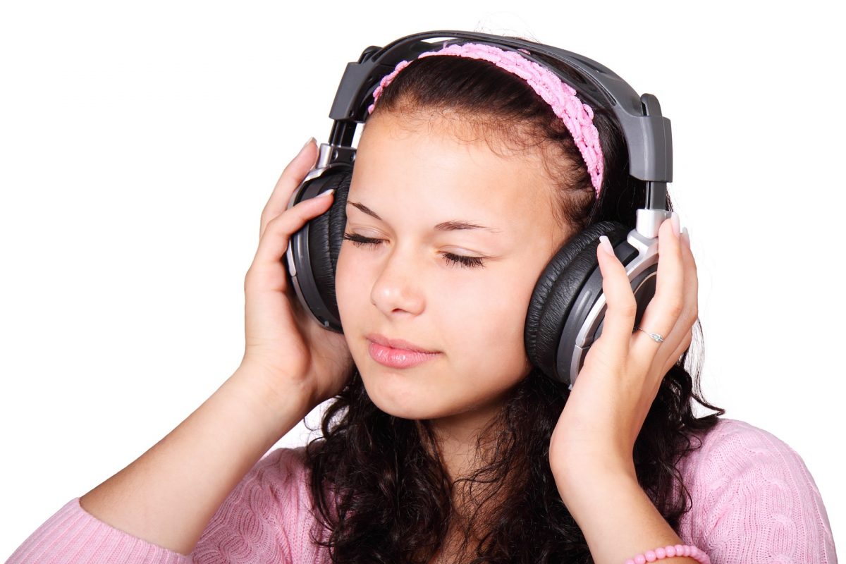 How Deezloader Works: Deezer Music Download Guide | Robots.net