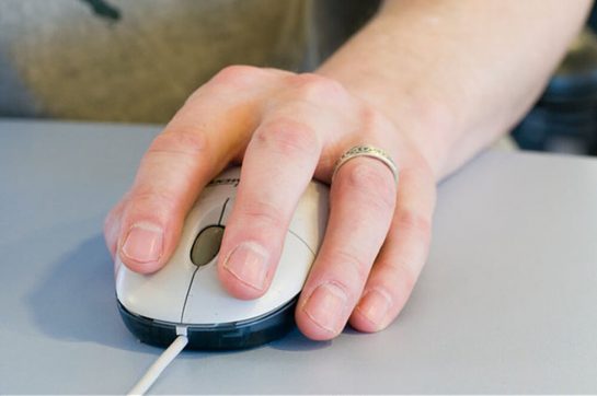 12 Best Left-Handed Mouse for Gaming and Everyday Use in 2020