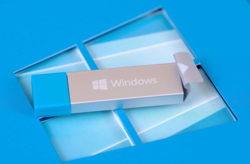 How to Install Windows 10 from USB Drive Securely(A Guide) | Robots.net