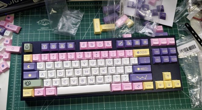 How to Build Custom Gaming Keyboards (Beginner's Guide) | Robots.net